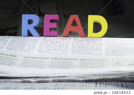 Word read on newspaper | materials | digitalstage