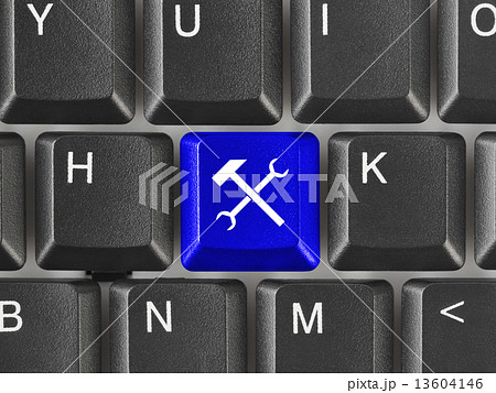 Computer keyboard with tools key | materials | digitalstage