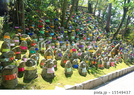 京都 清水寺 千体石仏群の写真素材 [15549437] - PIXTA