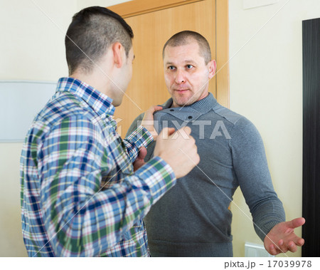 Family fight between two brothersの写真素材 [17039978] - PIXTA