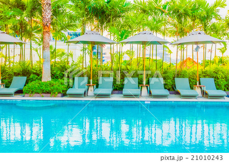 Swimming poolの写真素材 [21010243] - PIXTA