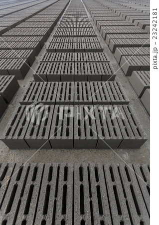 Stack of gray bricksの写真素材 [23242181] - PIXTA