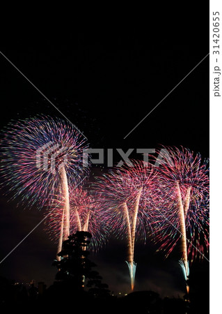 打ち上げ花火の写真素材 [31420655] - PIXTA