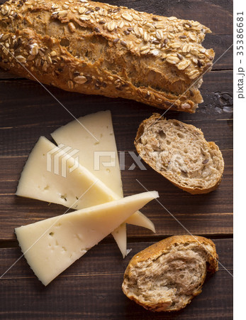 Tapas with cheese and breadの写真素材 [35386681] - PIXTA