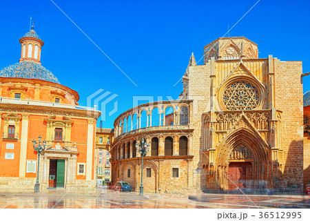 Square of the Virgin Saint Mary.の写真素材 [36512995] - PIXTA