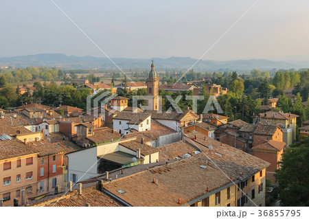 Historic center of Spilamberto, Italy. の写真素材 [36855795] - PIXTA