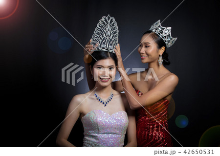 Last year winner Miss Beauty Pageant Contest...の写真素材 [42650531] - PIXTA