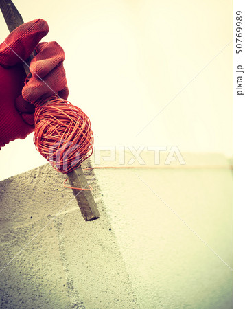 String net on stick, spirit levelの写真素材 [50769989] - PIXTA