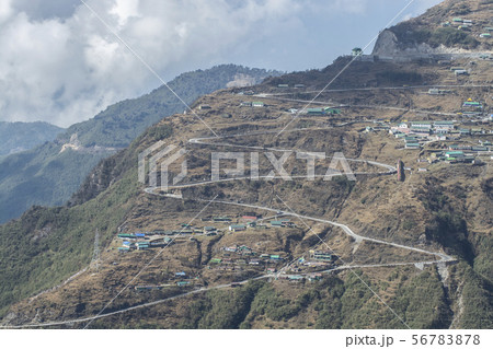 Zigzag road on mountain in North Sikkim, Indiaの写真素材 [56783878] - PIXTA