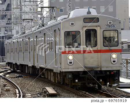 東急 池上線 五反田駅 7700系 7906Fの写真素材 [69765919] - PIXTA