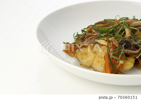 うまいタラのきのこあんかけの写真素材 [70360151] - PIXTA