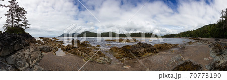 Beautiful Panoramic View of West Pacific Ocean...の写真素材 [70773190] - PIXTA