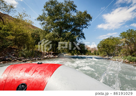 Rafting on a mountain river landscape. View...の写真素材 [86191029] - PIXTA