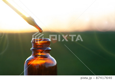 Natural remedies, aromatherapy - dropper &...の写真素材 [87417640] - PIXTA