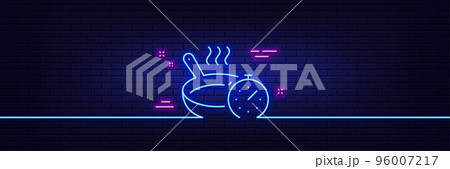 Neon light glow effect. Frying pan line icon....のイラスト素材 [96007217] - PIXTA