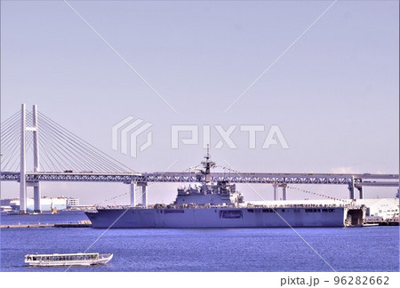 海上自衛隊艦船4003の写真素材 [96282662] - PIXTA