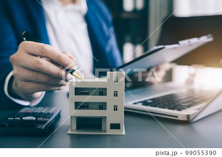 Home Insurance and Real estate investment concept, new client after ...