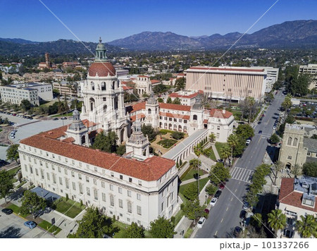 Aerial view of the Pasadena City Hallの写真素材 [101337266] - PIXTA