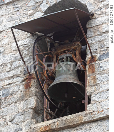 Very old bell hanging in an old bell towerの写真素材 [106527393] - PIXTA