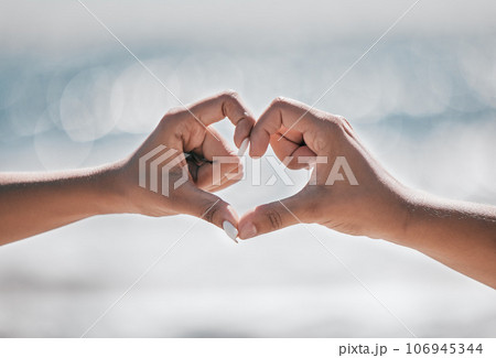 Girl And Boy Holding Hands Tumblr Kayla Mertens And Michael Cairo's