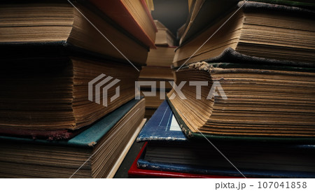 Library stack of old books, slider macro...の写真素材 [107041858] - PIXTA