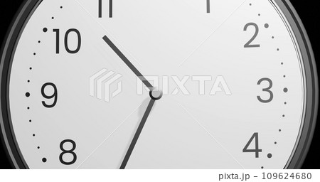 White clock showing 10 35 o'clock on white...のイラスト素材 [109624680] - PIXTA