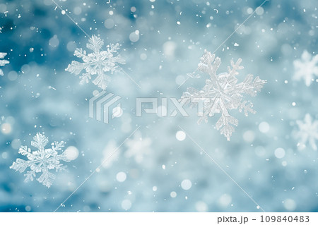 Snowflake glass reflection on sun light, shiny...のイラスト素材 [109840483 ...