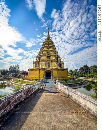 Wat Nong Bua in Mae Taeng, Chiang Mai, in thailandの写真素材 [111190262] - PIXTA