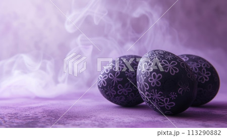 Purple and black Easter Eggs on dark...のイラスト素材 [113290882] - PIXTA