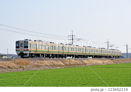 両毛線 大平下ー岩舟 JR東日本 211系 A36編成（高崎）の写真素材 [113602219] - PIXTA