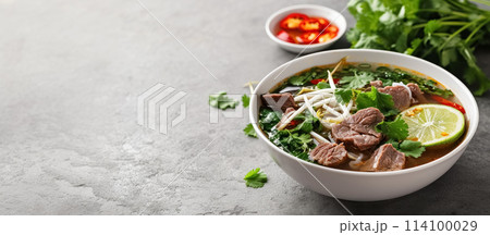 Traditional Pho Bo vietnamese soup with beef,...のイラスト素材 [114100029] - PIXTA