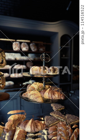 Array of Freshly Baked Goods at Old Bakery Counterのイラスト素材 [114516522 ...