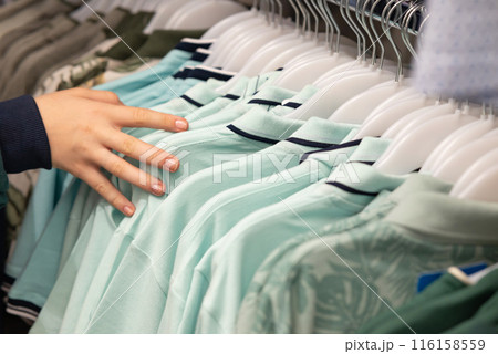 Choice of clothes, Nothing to wear asian young...の写真素材 [116158559] - PIXTA