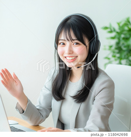 どうぞお問い合わせくださいと笑顔のオペレータ女性_4のイラスト素材 [118042698] - PIXTA