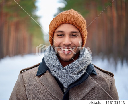 Winter Portrait of Happy Handsome Man Smiling...のイラスト素材 [118153348] - PIXTA