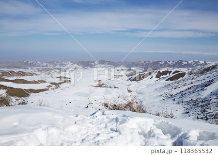Path in the snow, view point at ski resort....の写真素材 [118365532] - PIXTA