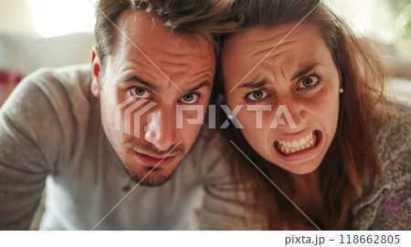 Two people making funny faces close together.のイラスト素材 [118662805] - PIXTA
