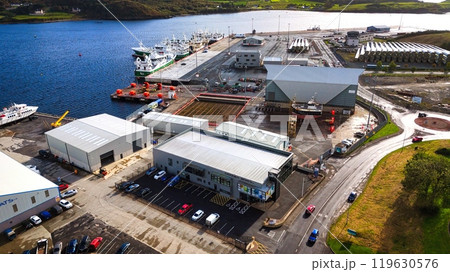 Mooney Boats Boatyard in Killybegs harbour at...の写真素材 [119630576] - PIXTA