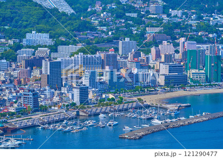 静岡県熱海市の熱海展望台から北側の眺望(熱海市街,熱海港など)の写真素材 [121290477] - PIXTA