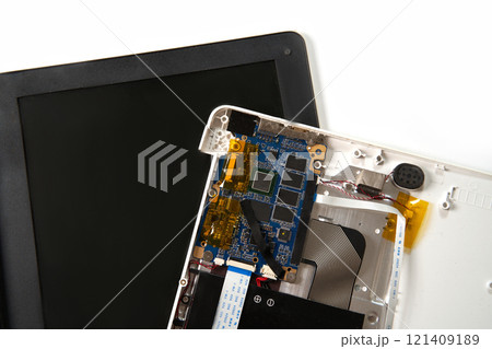 A rectangular electronic component with...の写真素材 [121409189] - PIXTA