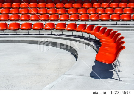 Bright red seating arranged in a modern...のイラスト素材 [122295698] - PIXTA