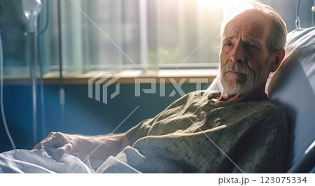 Senior Patient in Discomfort - Hospital Ward...のイラスト素材 [123075334] - PIXTA