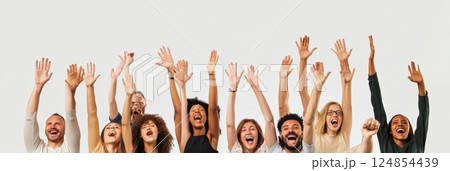 Group of enthusiastic singers raising their...のイラスト素材 [124854439] - PIXTA