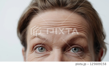 Close up of man showing forehead wrinkles and...のイラスト素材 [125609158] - PIXTA