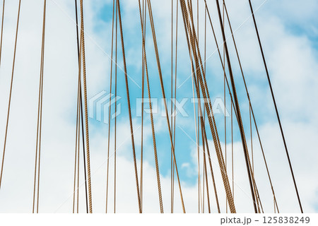Sailboat ropes against blue sky, abstract lines...の写真素材 [125838249] - PIXTA