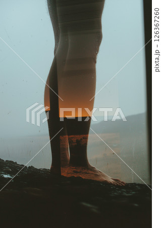 A person's leg is reflected in a windowのイラスト素材 [126367260] - PIXTA