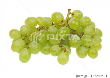Bunch of Green Grapes laying isolated on white...のイラスト素材 [127249421 ...