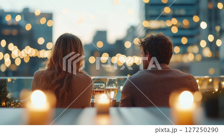 Romantic rooftop dinner date with city lightsのイラスト素材 [127250290] - PIXTA