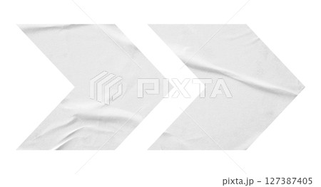White crumpled paper arrow isolated on...のイラスト素材 [127387405] - PIXTA