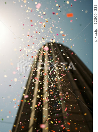 Colorful Confetti Falling on City Buildingのイラスト素材 [128064335] - PIXTA